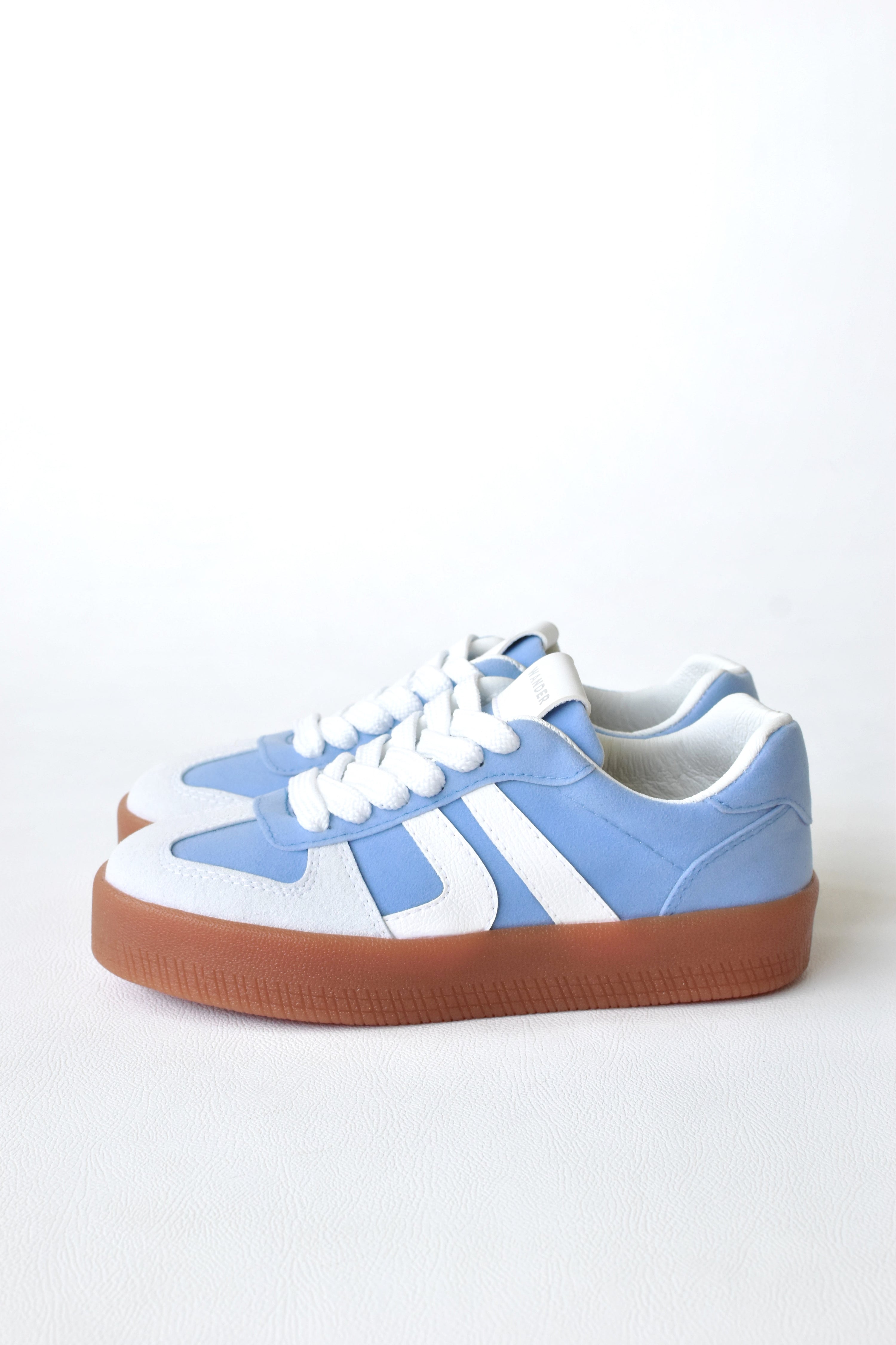 Tenis clásicos – WANDER